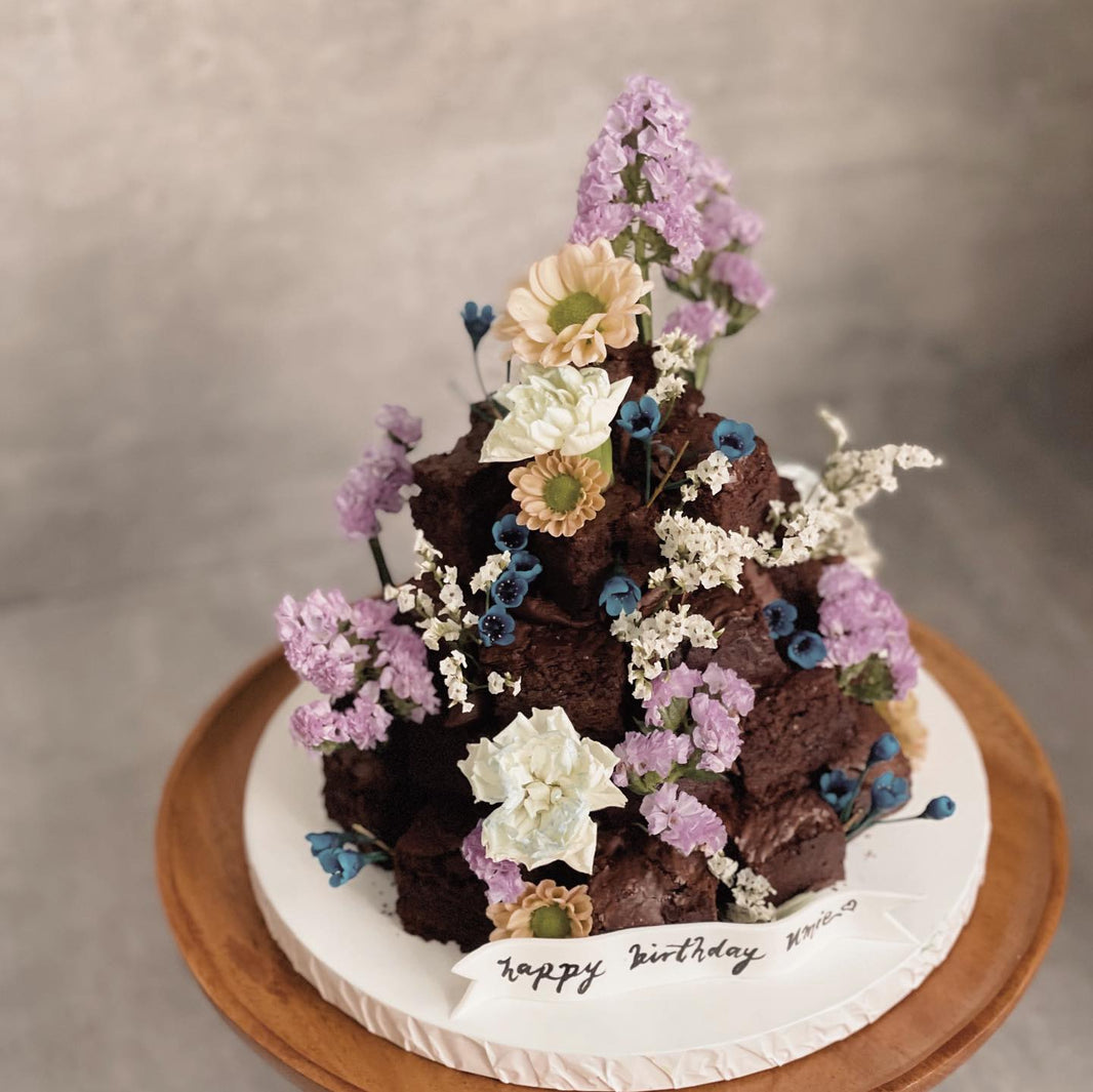 Artisanal Birthday & Hantaran Cakes – The Daily Kueh