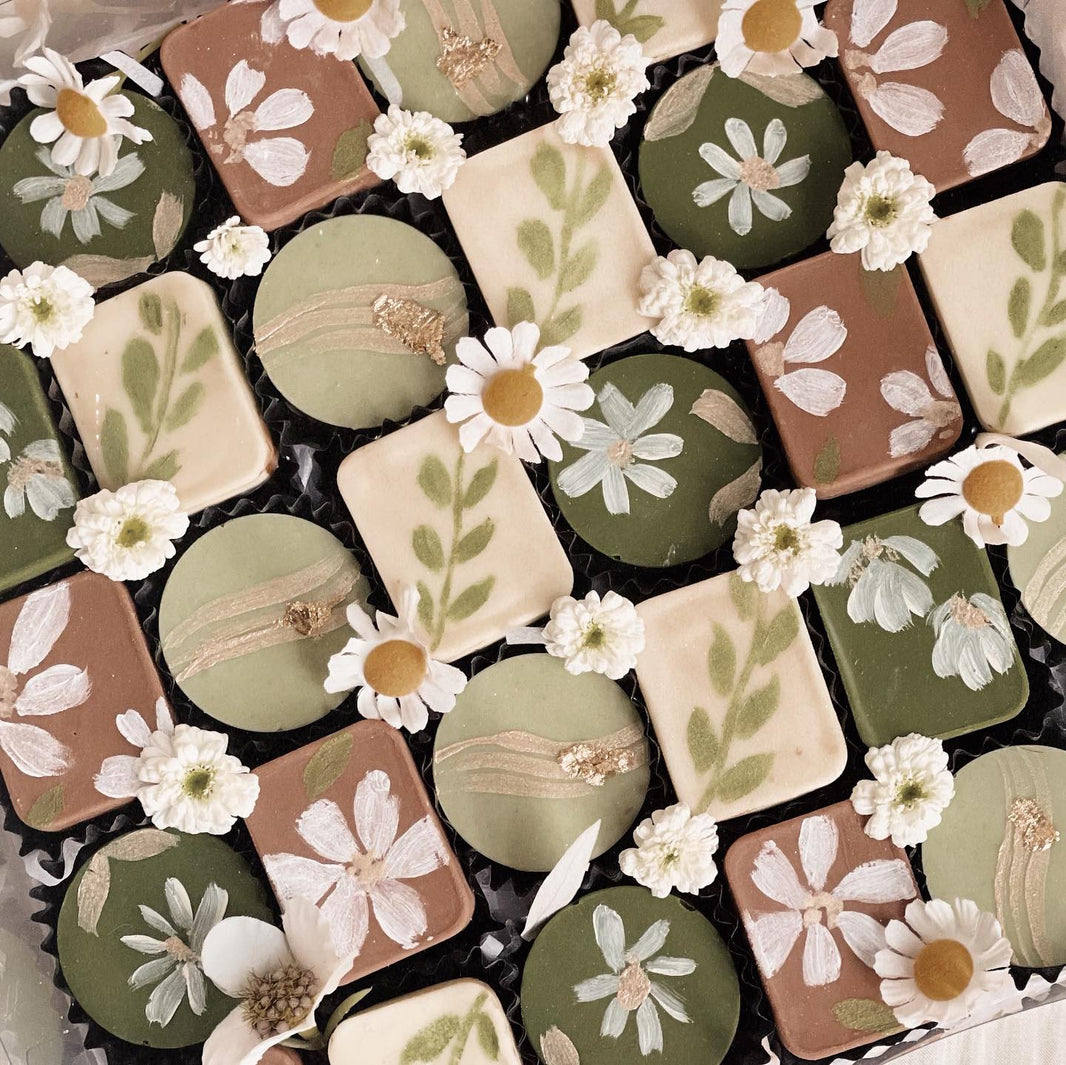 Artisanal Birthday & Hantaran Cakes – The Daily Kueh